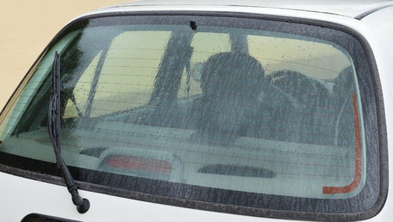 Replacing the Rear Window in Your Car